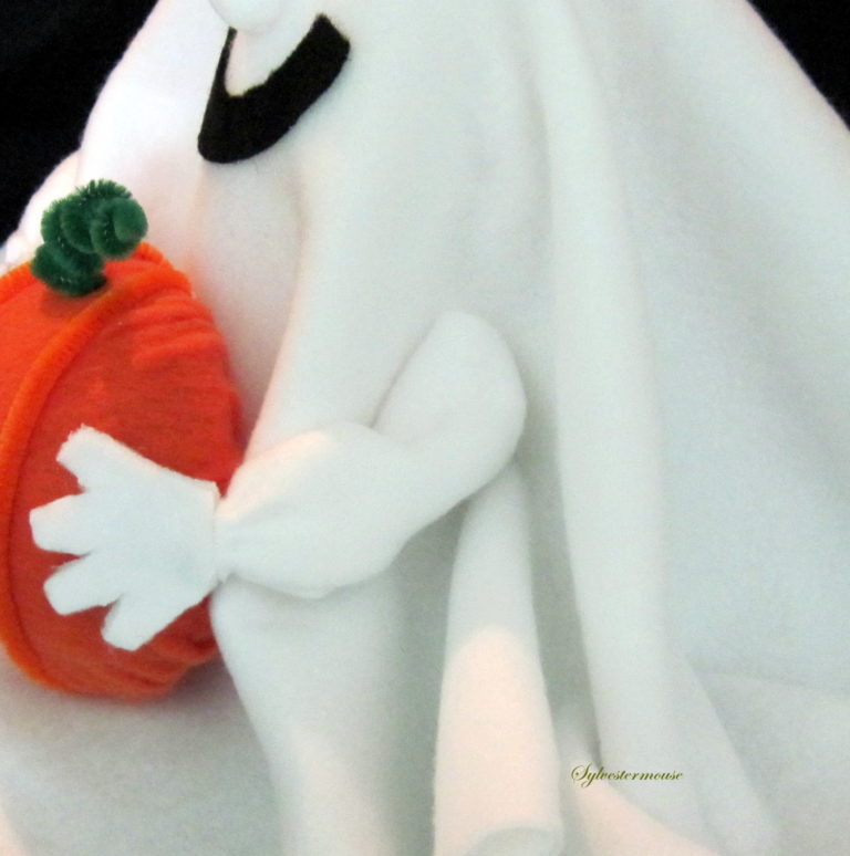 How to Make a Halloween Ghost with Fleece Tutorial - Crafters Kingdom ...