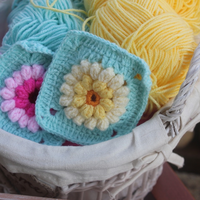 Crafting on the Go for Busy People - Crafters Kingdom - Crafting With ...